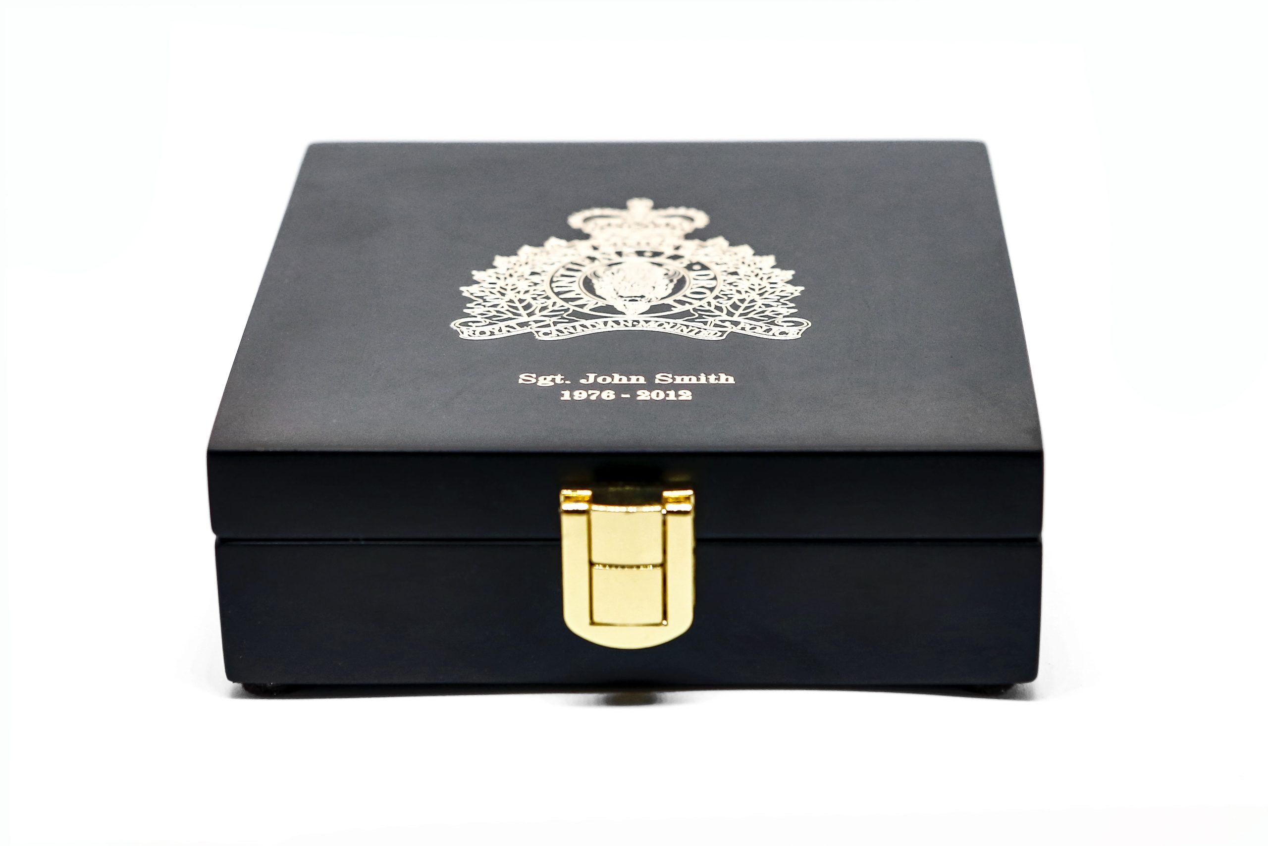 MPBadge.ca – Paying tribute to your service