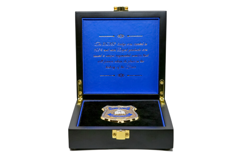 MPBadge.ca – Paying tribute to your service